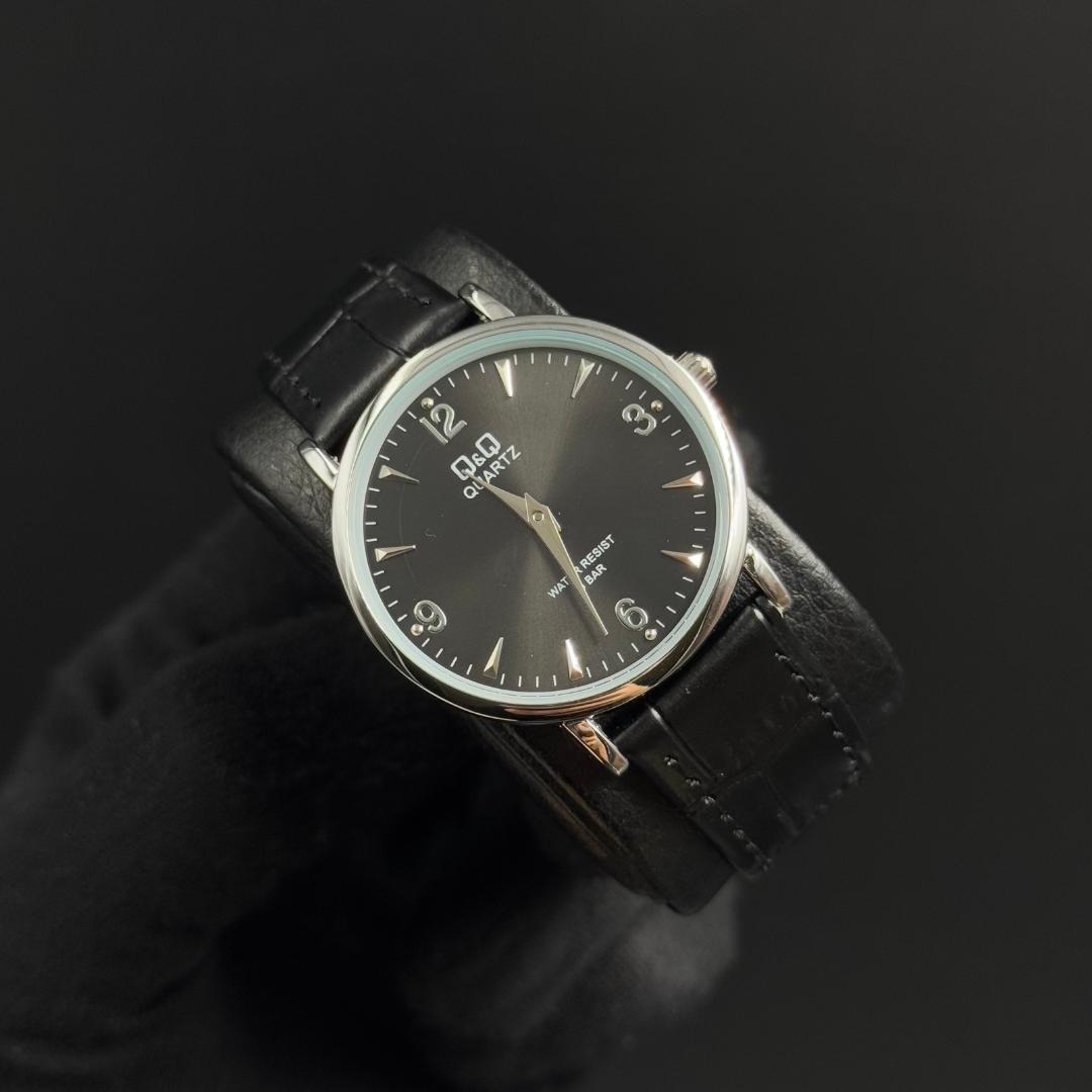 Qyq Cuero Negro Tablero Negro - Plateado – BUSINESS COLOMBIA